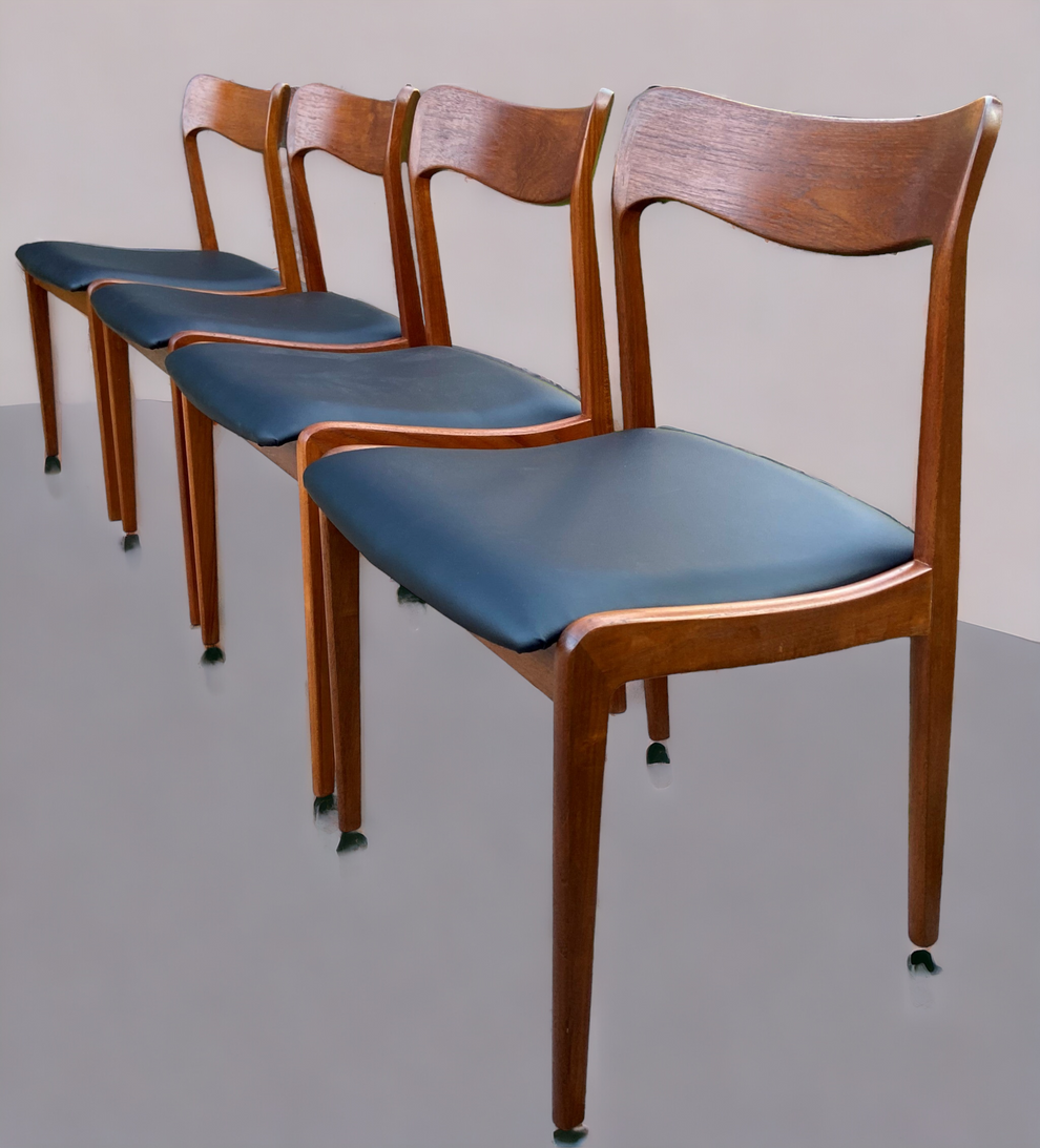 4 REFINISHED Danish Mid Century Modern Teak Chairs, Moller style – Mid ...