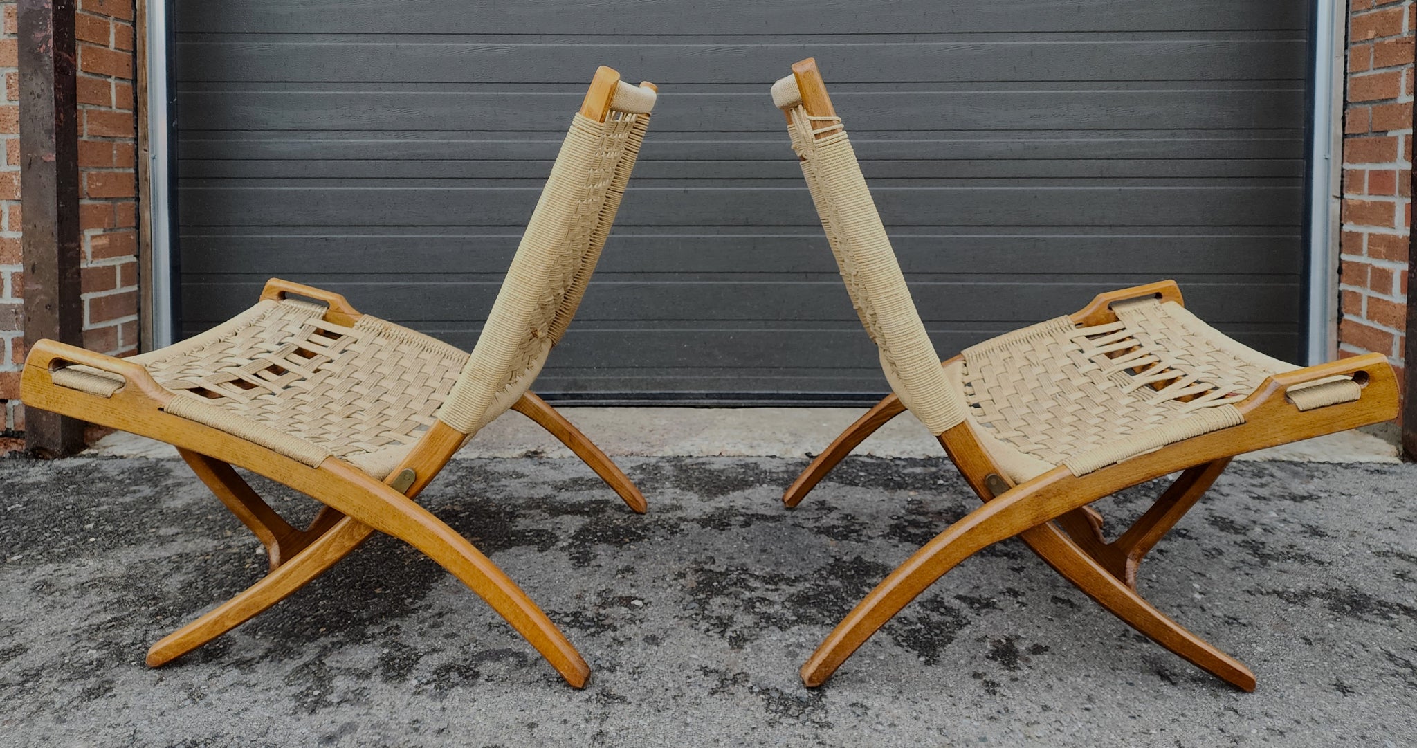 2 Mid Century Modern Rope Folding Lounge Chairs Wegner style